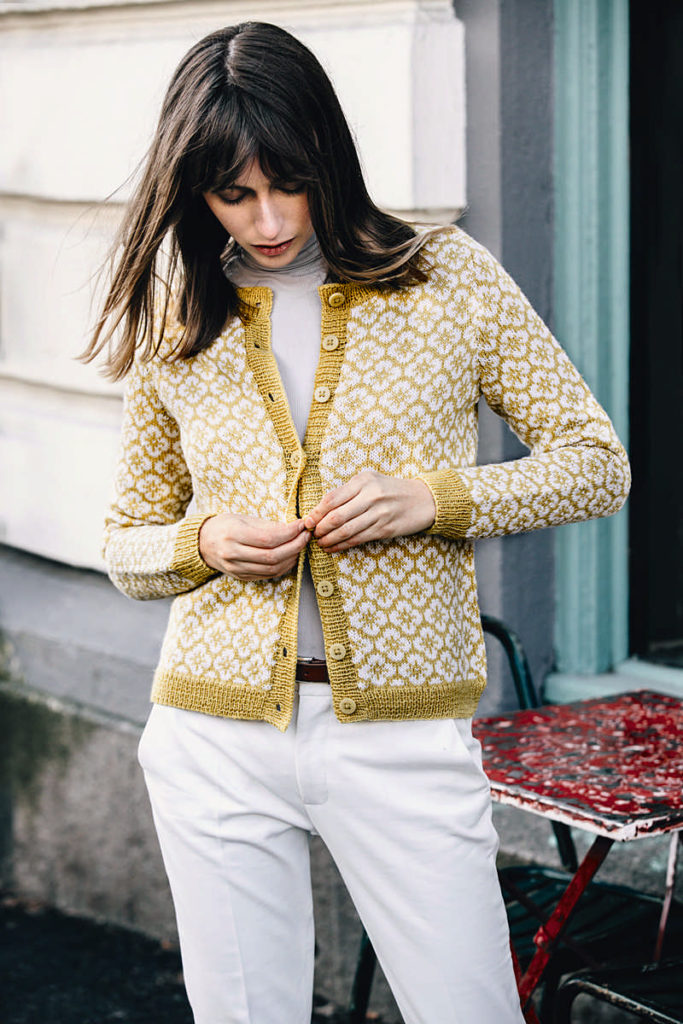 Flower Cardigan FREE PATTERN